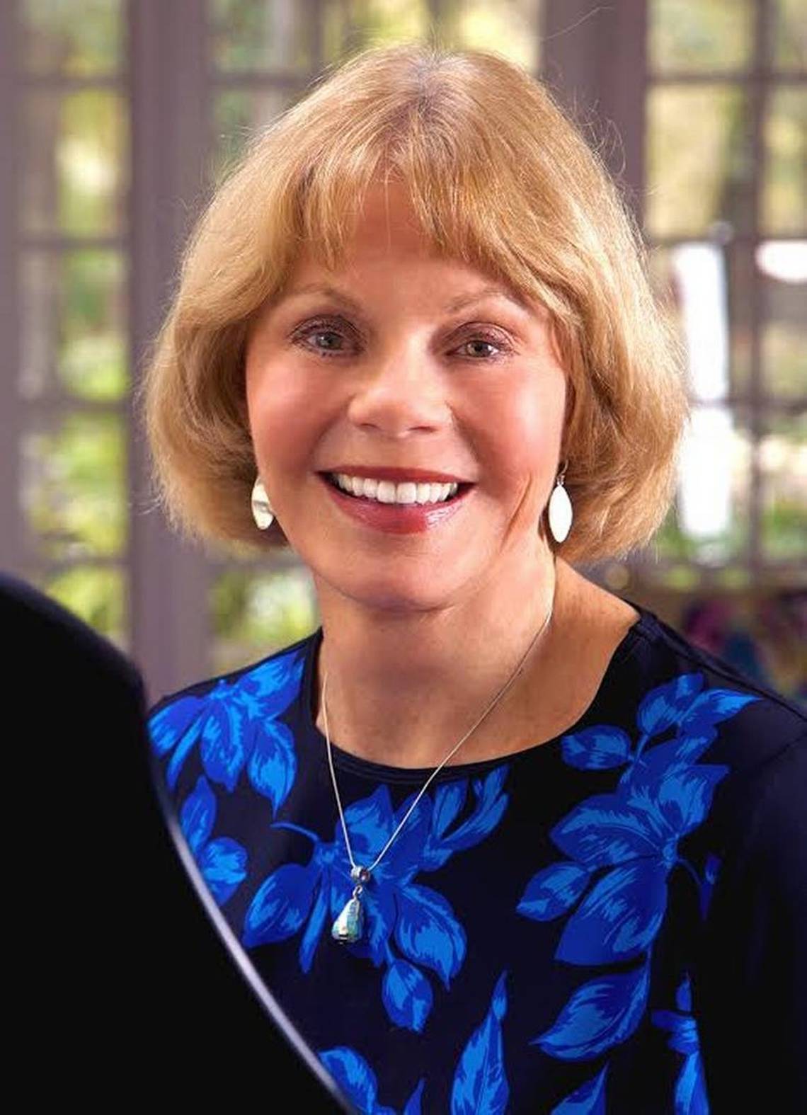 StrongWriter On The Radio – Episode 94 “TONI TENNILLE – Read That To Me ...